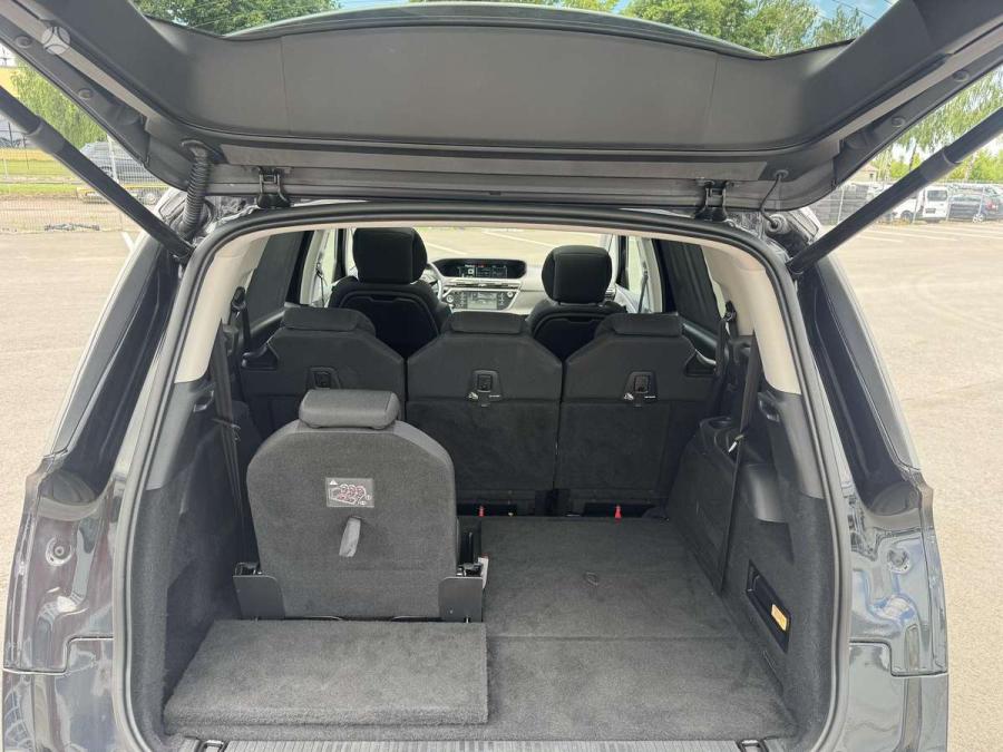 Черный Ситроен Гранд С4 Пикассо 2016 в Мариямполе, объемом двигателя 2.00 л и пробегом 202 тыс. км за 7200 €, фото 14 на AUTOMOTO.COM.LV