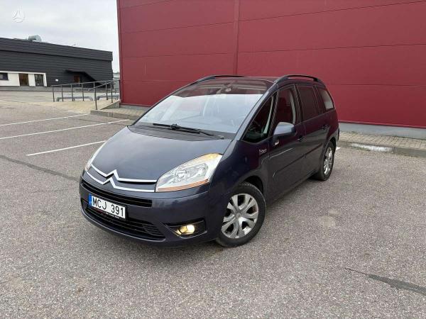 Citroen Grand C4 Picasso 2007 in Kaunas on AUTOMOTO.COM.LV Blue Citroen Grand C4 Picasso 2007 in Kaunas, with an engine capacity of 2.00 L and mileage of 266 thousand km for 1150 €, photo 1 on AUTOMOTO.COM.LV