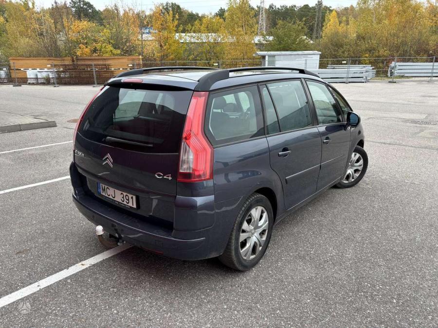 Zils Citroen Grand C4 Picasso 2007 Kauņa, ar dzinēja tilpumu 2.00 L un nobraukumu 266 tūkst. km par 1150 €, foto 3 vietnē AUTOMOTO.COM.LV