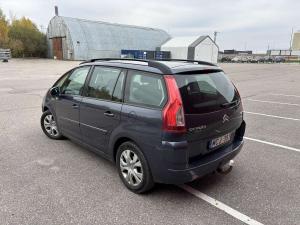 Zils Citroen Grand C4 Picasso 2007 Kauņa, ar dzinēja tilpumu 2.00 L un nobraukumu 266 tūkst. km par 1150 €, foto 5 vietnē AUTOMOTO.COM.LV