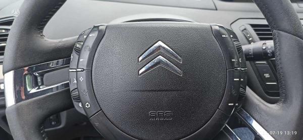 Blue Citroen Grand C4 Picasso 2010 in Plunge, with an engine capacity of 1.56 L and mileage of 277 thousand km for 2500 €, photo 10 on AUTOMOTO.COM.LV