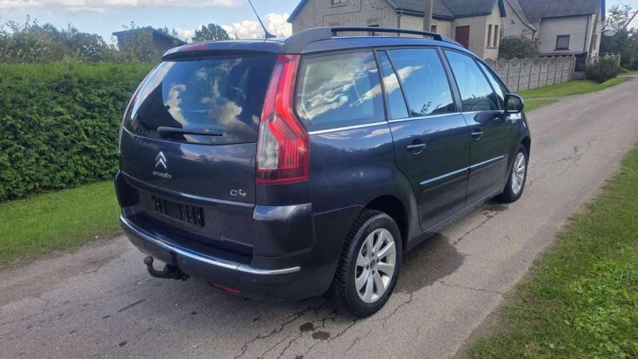 Blue Citroen Grand C4 Picasso 2012 in Kaunas, with an engine capacity of 1.56 L and mileage of 286 thousand km for 3450 €, photo 6 on AUTOMOTO.COM.LV
