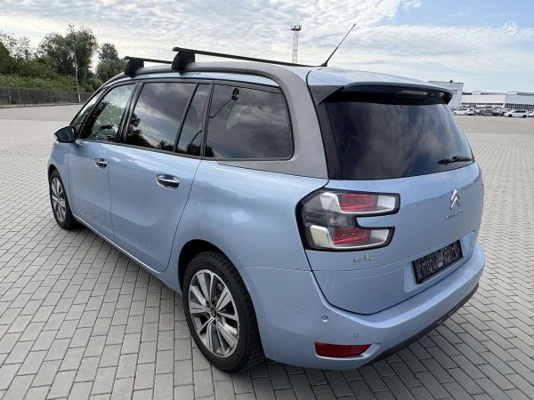 Blue Citroen Grand C4 Picasso 2013 in Marijampole, with an engine capacity of 1.56 L and mileage of 164 thousand km for 4700 €, photo 6 on AUTOMOTO.COM.LV