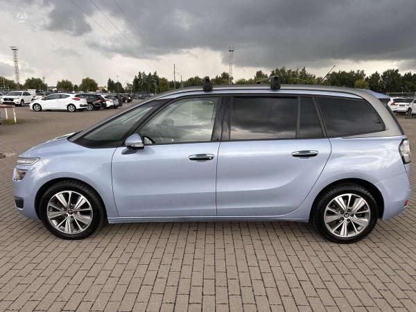 Blue Citroen Grand C4 Picasso 2013 in Marijampole, with an engine capacity of 1.56 L and mileage of 164 thousand km for 4700 €, photo 7 on AUTOMOTO.COM.LV