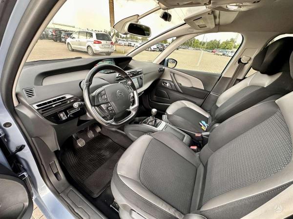 Blue Citroen Grand C4 Picasso 2013 in Marijampole, with an engine capacity of 1.56 L and mileage of 164 thousand km for 4700 €, photo 9 on AUTOMOTO.COM.LV