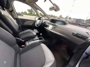 Blue Citroen Grand C4 Picasso 2013 in Marijampole, with an engine capacity of 1.56 L and mileage of 164 thousand km for 4700 €, photo 12 on AUTOMOTO.COM.LV
