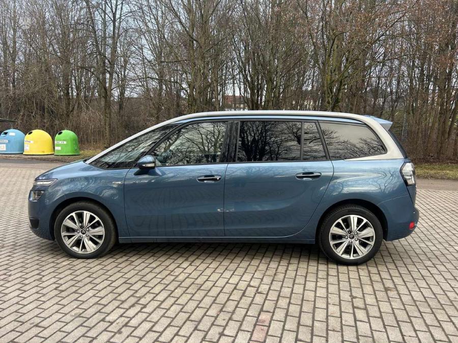 Blue Citroen Grand C4 Picasso 2014 in Taurage, with an engine capacity of 2.00 L and mileage of 250 thousand km for 5750 €, photo 8 on AUTOMOTO.COM.LV