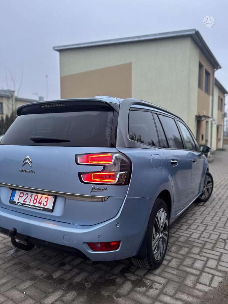 Blue Citroen Grand C4 Picasso 2014 in Kaunas, with an engine capacity of 2.00 L and mileage of 289 thousand km for 6300 €, photo 14 on AUTOMOTO.COM.LV