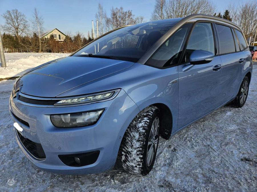 Blue Citroen Grand C4 Picasso 2014 in Taurage, with an engine capacity of 2.00 L and mileage of 252 thousand km for 6600 €, photo 2 on AUTOMOTO.COM.LV