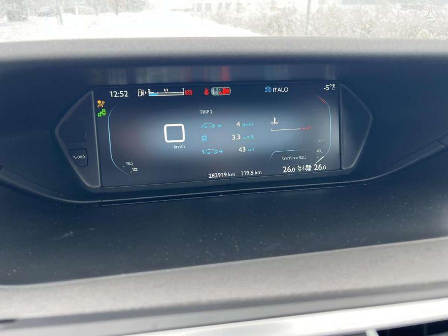 Синий Ситроен Гранд С4 Пикассо 2014 в Каунас, объемом двигателя 1.56 л и пробегом 282 тыс. км за 6650 €, фото 19 на AUTOMOTO.COM.LV