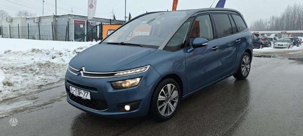 Blue Citroen Grand C4 Picasso 2014 in Kaunas, with an engine capacity of 1.56 L and mileage of 196 thousand km for 6250 €, photo 1 on AUTOMOTO.COM.LV
