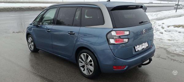 Blue Citroen Grand C4 Picasso 2014 in Kaunas, with an engine capacity of 1.56 L and mileage of 196 thousand km for 6250 €, photo 8 on AUTOMOTO.COM.LV