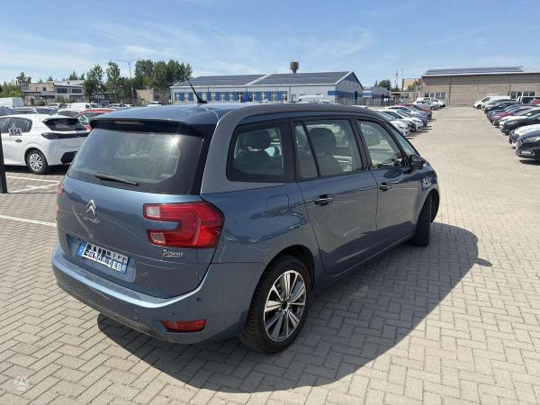 Blue Citroen Grand C4 Picasso 2014 in Taurage, with an engine capacity of 2.00 L and mileage of 239 thousand km for 6200 €, photo 4 on AUTOMOTO.COM.LV