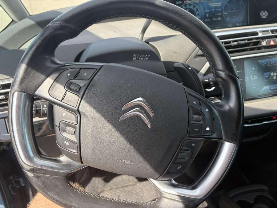 Zils Citroen Grand C4 Picasso 2014 Tauragė, ar dzinēja tilpumu 2.00 L un nobraukumu 239 tūkst. km par 6200 €, foto 12 vietnē AUTOMOTO.COM.LV
