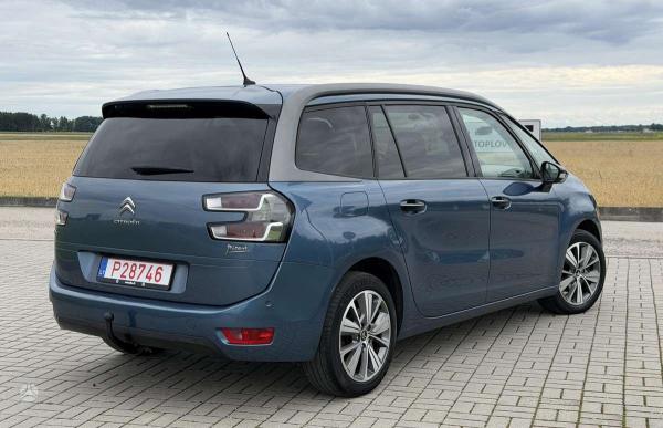 Blue Citroen Grand C4 Picasso 2014 in Raseiniai, with an engine capacity of 1.56 L and mileage of 234 thousand km for 4750 €, photo 3 on AUTOMOTO.COM.LV