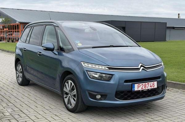 Blue Citroen Grand C4 Picasso 2014 in Raseiniai, with an engine capacity of 1.56 L and mileage of 234 thousand km for 4750 €, photo 6 on AUTOMOTO.COM.LV