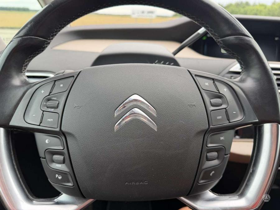 Zils Citroen Grand C4 Picasso 2014 Raseiniai, ar dzinēja tilpumu 1.56 L un nobraukumu 234 tūkst. km par 4750 €, foto 19 vietnē AUTOMOTO.COM.LV