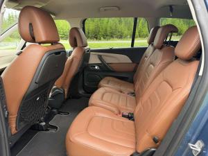 Zils Citroen Grand C4 Picasso 2014 Raseiniai, ar dzinēja tilpumu 1.56 L un nobraukumu 234 tūkst. km par 4750 €, foto 36 vietnē AUTOMOTO.COM.LV