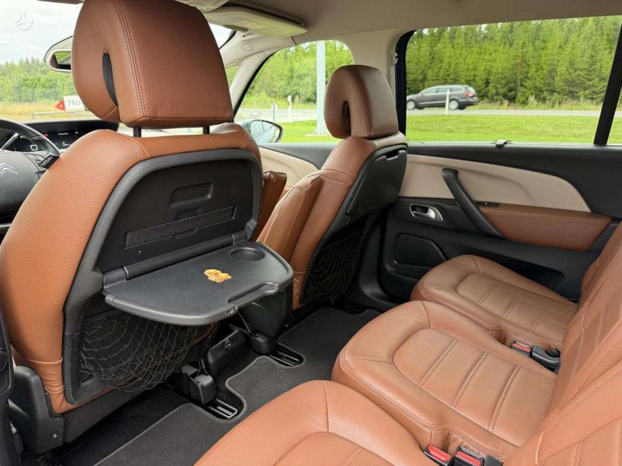 Zils Citroen Grand C4 Picasso 2014 Raseiniai, ar dzinēja tilpumu 1.56 L un nobraukumu 234 tūkst. km par 4750 €, foto 37 vietnē AUTOMOTO.COM.LV