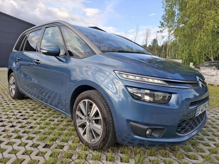 Blue Citroen Grand C4 Picasso 2014 in Kaunas, with an engine capacity of 2.00 L and mileage of 226 thousand km for 5650 €, photo 3 on AUTOMOTO.COM.LV