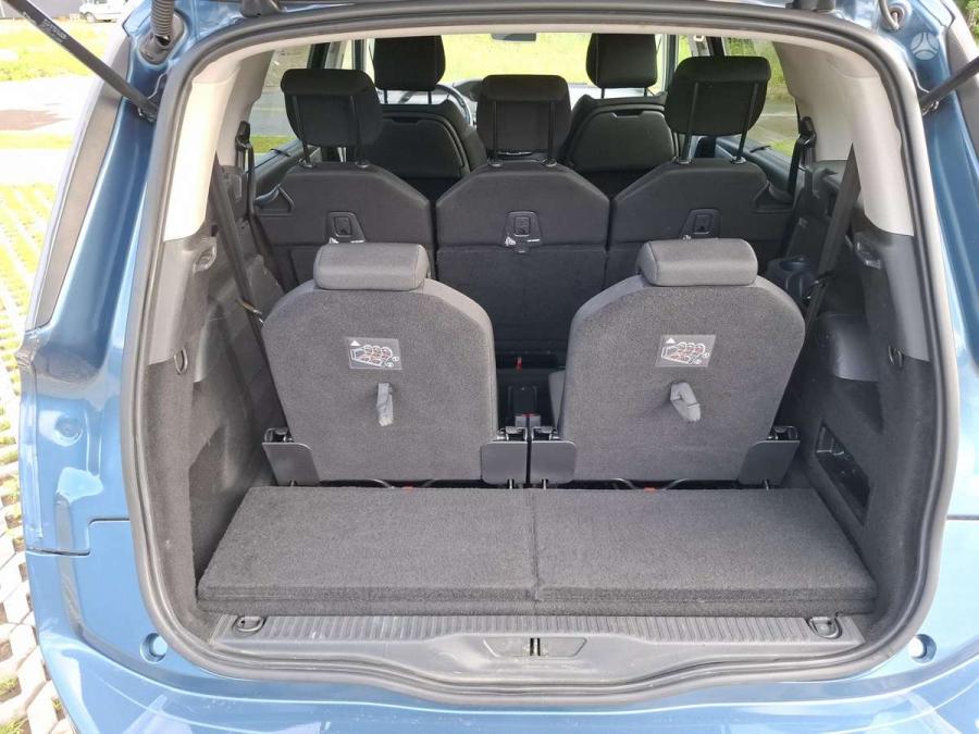 Blue Citroen Grand C4 Picasso 2014 in Kaunas, with an engine capacity of 2.00 L and mileage of 226 thousand km for 5650 €, photo 12 on AUTOMOTO.COM.LV