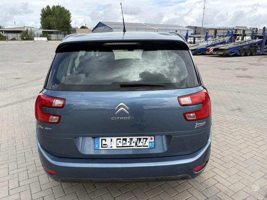 Zils Citroen Grand C4 Picasso 2014 Tauragė, ar dzinēja tilpumu 2.00 L un nobraukumu 240 tūkst. km par 6250 €, foto 6 vietnē AUTOMOTO.COM.LV