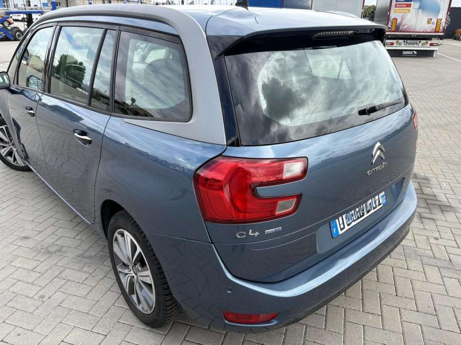 Zils Citroen Grand C4 Picasso 2014 Tauragė, ar dzinēja tilpumu 2.00 L un nobraukumu 240 tūkst. km par 6250 €, foto 7 vietnē AUTOMOTO.COM.LV