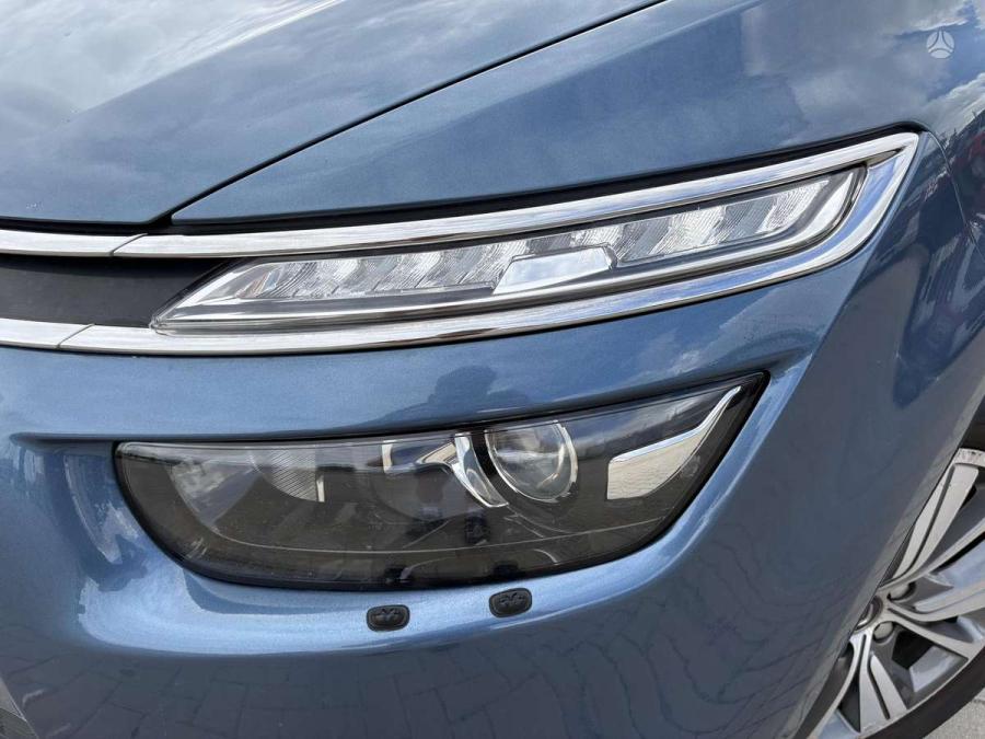 Zils Citroen Grand C4 Picasso 2014 Tauragė, ar dzinēja tilpumu 2.00 L un nobraukumu 240 tūkst. km par 6250 €, foto 9 vietnē AUTOMOTO.COM.LV