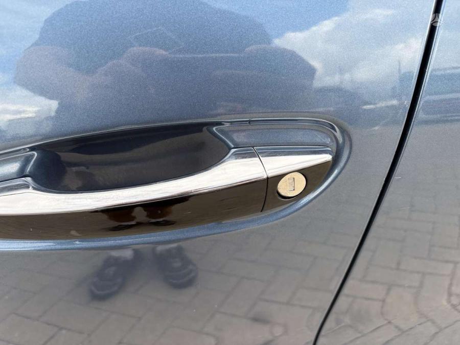 Zils Citroen Grand C4 Picasso 2014 Tauragė, ar dzinēja tilpumu 2.00 L un nobraukumu 240 tūkst. km par 6250 €, foto 10 vietnē AUTOMOTO.COM.LV