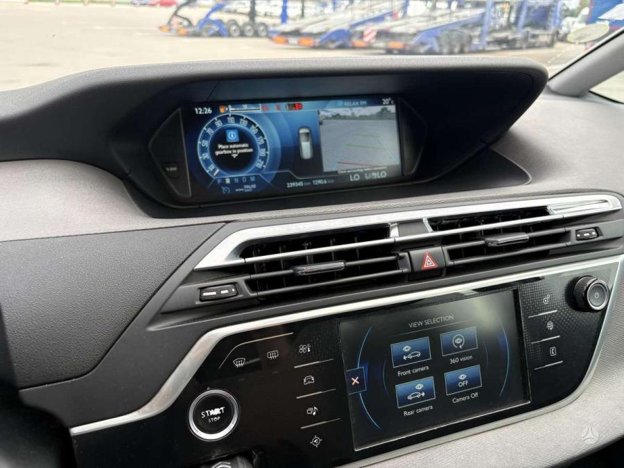 Zils Citroen Grand C4 Picasso 2014 Tauragė, ar dzinēja tilpumu 2.00 L un nobraukumu 240 tūkst. km par 6250 €, foto 15 vietnē AUTOMOTO.COM.LV