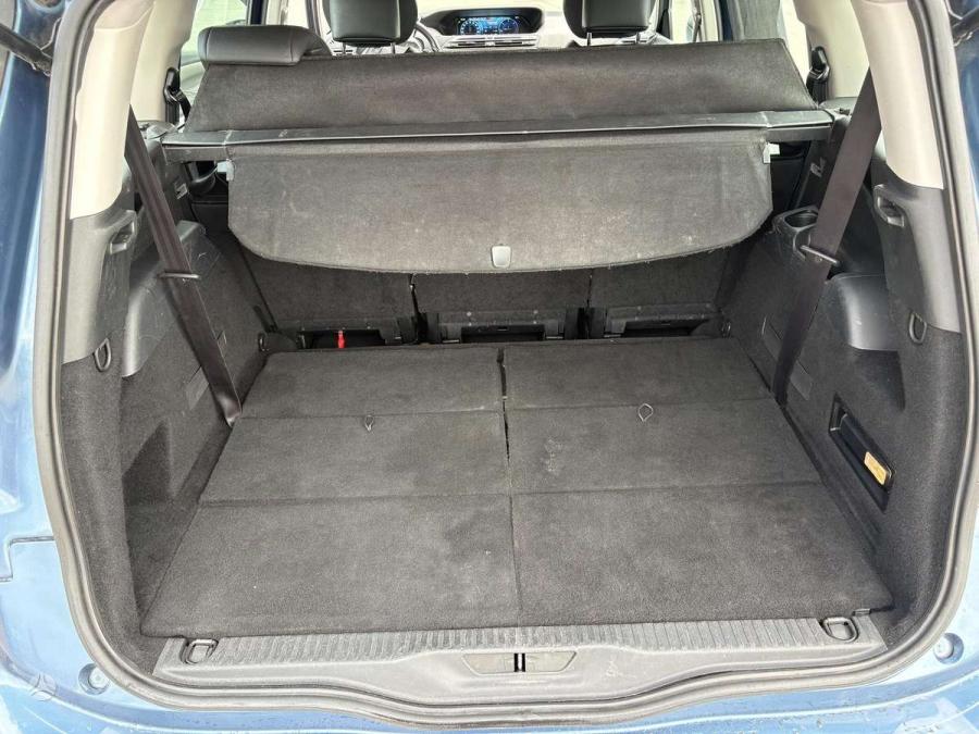 Zils Citroen Grand C4 Picasso 2014 Tauragė, ar dzinēja tilpumu 2.00 L un nobraukumu 240 tūkst. km par 6250 €, foto 19 vietnē AUTOMOTO.COM.LV