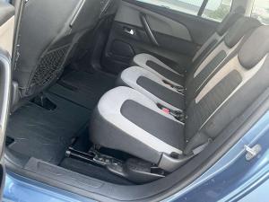 Blue Citroen Grand C4 Picasso 2014 in Radviliskis, with an engine capacity of 1.56 L and mileage of 200 thousand km for 5350 €, photo 8 on AUTOMOTO.COM.LV