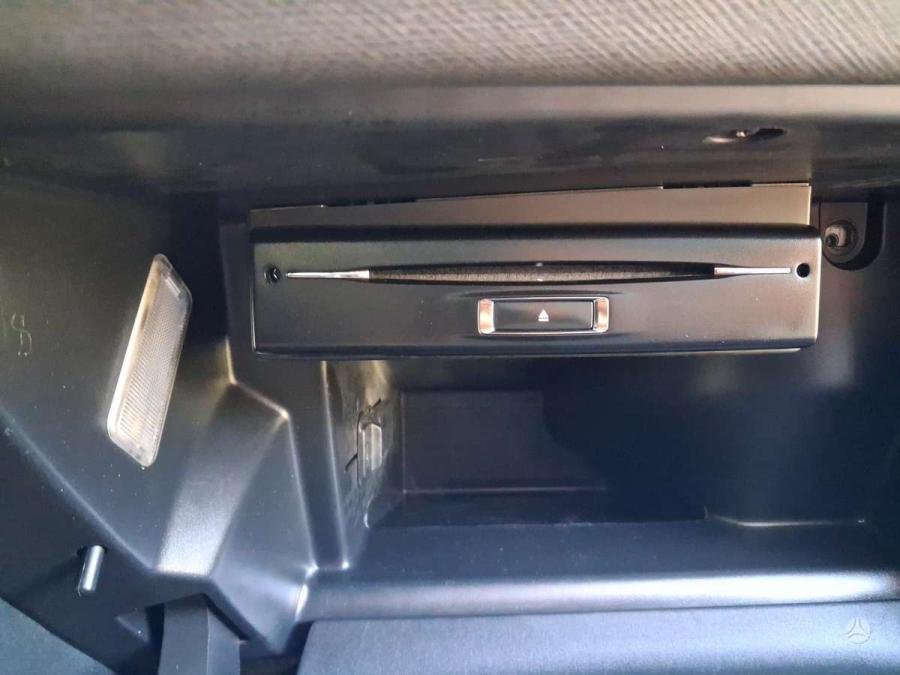 Zils Citroen Grand C4 Picasso 2014 Radviliškis, ar dzinēja tilpumu 1.60 L un nobraukumu 220 tūkst. km par 4650 €, foto 25 vietnē AUTOMOTO.COM.LV