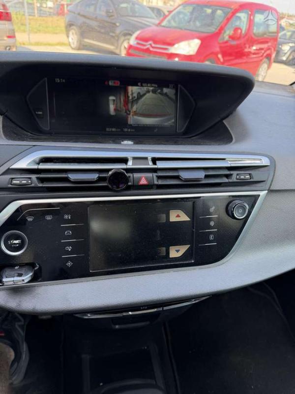 Blue Citroen Grand C4 Picasso 2015 in Taurage, with an engine capacity of 2.00 L and mileage of 323 thousand km for 4500 €, photo 10 on AUTOMOTO.COM.LV