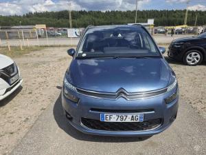 Blue Citroen Grand C4 Picasso 2016 in Vilnius, with an engine capacity of 1.56 L and mileage of 260 thousand km for 6800 €, photo 3 on AUTOMOTO.COM.LV