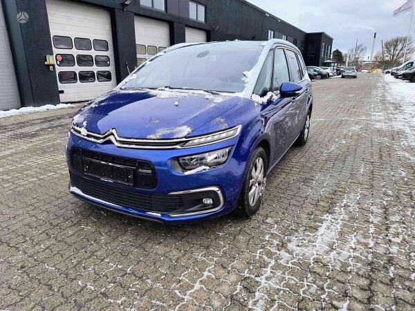 Zils Citroen Grand C4 Picasso 2018 Utena, ar dzinēja tilpumu 1.60 L un nobraukumu 130 tūkst. km par 7390 €, foto 1 vietnē AUTOMOTO.COM.LV