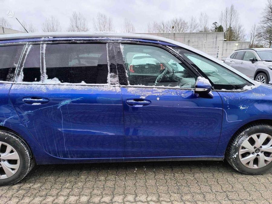 Zils Citroen Grand C4 Picasso 2018 Utena, ar dzinēja tilpumu 1.60 L un nobraukumu 130 tūkst. km par 7390 €, foto 6 vietnē AUTOMOTO.COM.LV