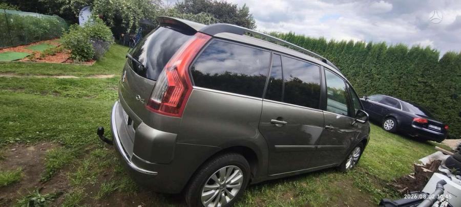 Brūns Citroen Grand C4 Picasso 2009 Viļņa, ar dzinēja tilpumu 1.60 L un nobraukumu 240 tūkst. km par 2500 €, foto 5 vietnē AUTOMOTO.COM.LV