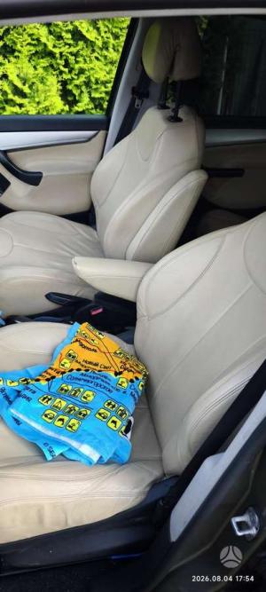 Brūns Citroen Grand C4 Picasso 2009 Viļņa, ar dzinēja tilpumu 1.60 L un nobraukumu 240 tūkst. km par 2500 €, foto 12 vietnē AUTOMOTO.COM.LV