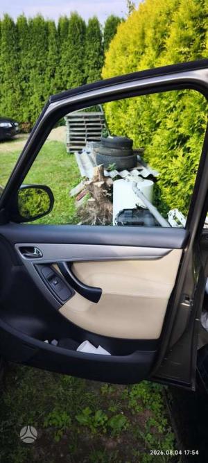 Brūns Citroen Grand C4 Picasso 2009 Viļņa, ar dzinēja tilpumu 1.60 L un nobraukumu 240 tūkst. km par 2500 €, foto 14 vietnē AUTOMOTO.COM.LV