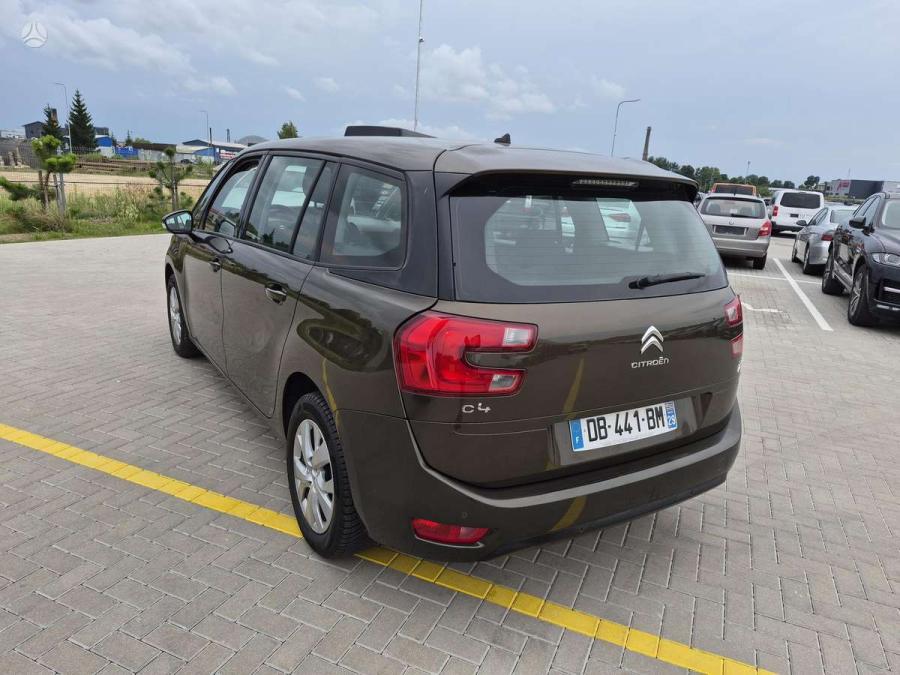 Brūns Citroen Grand C4 Picasso 2013 Tauragė, ar dzinēja tilpumu 1.56 L un nobraukumu 245 tūkst. km par 4200 €, foto 7 vietnē AUTOMOTO.COM.LV