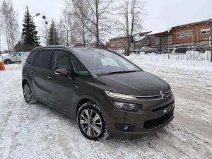 Brown Citroen Grand C4 Picasso 2014 in Ukmerge, with an engine capacity of 1.60 L and mileage of 212 thousand km for 5650 €, photo  on AUTOMOTO.COM.LV