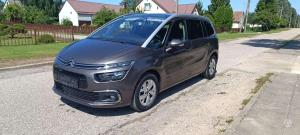 Brūns Citroen Grand C4 Picasso 2016 Marijampole, ar dzinēja tilpumu 1.20 L un nobraukumu 177 tūkst. km par 5650 €, foto 3 vietnē AUTOMOTO.COM.LV