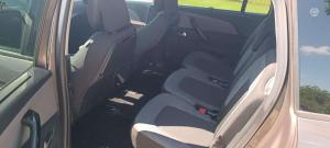 Brūns Citroen Grand C4 Picasso 2016 Marijampole, ar dzinēja tilpumu 1.20 L un nobraukumu 177 tūkst. km par 5650 €, foto 8 vietnē AUTOMOTO.COM.LV