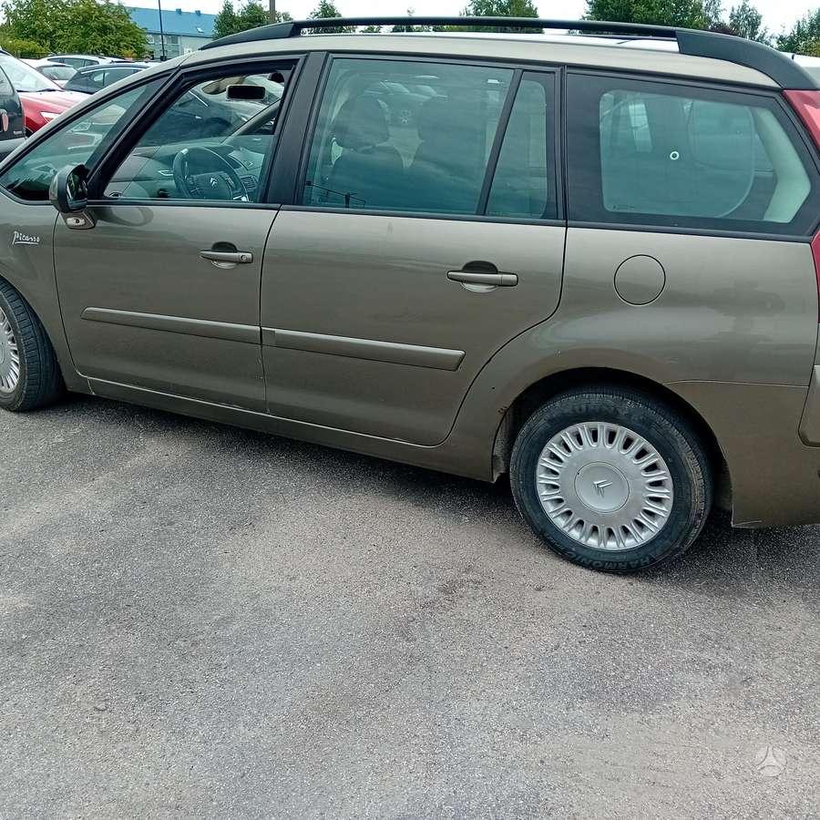 Brūns Citroen Grand C4 Picasso 2008 Šauļi, ar dzinēja tilpumu 1.56 L un nobraukumu 315 tūkst. km par 2100 €, foto 5 vietnē AUTOMOTO.COM.LV