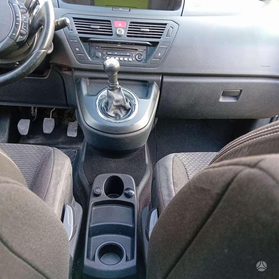 Brūns Citroen Grand C4 Picasso 2008 Šauļi, ar dzinēja tilpumu 1.56 L un nobraukumu 315 tūkst. km par 2100 €, foto 6 vietnē AUTOMOTO.COM.LV