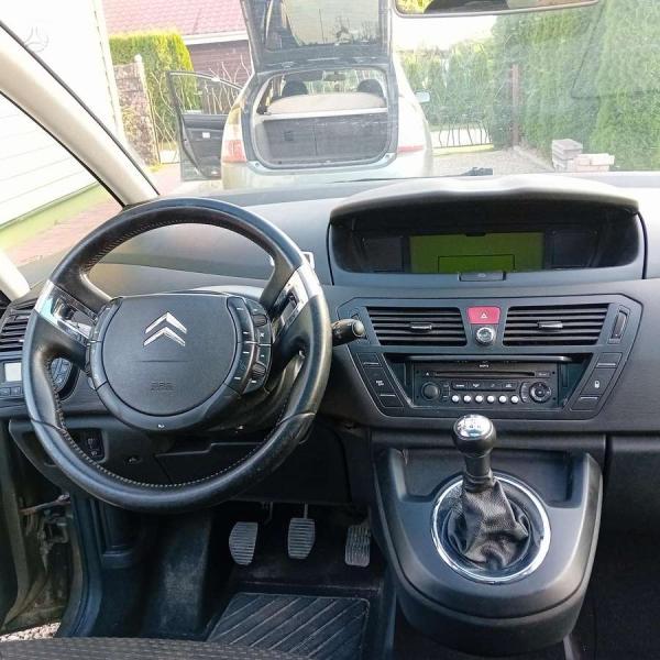 Brūns Citroen Grand C4 Picasso 2008 Šauļi, ar dzinēja tilpumu 1.56 L un nobraukumu 315 tūkst. km par 2100 €, foto 7 vietnē AUTOMOTO.COM.LV