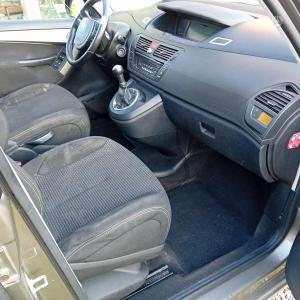 Brūns Citroen Grand C4 Picasso 2008 Šauļi, ar dzinēja tilpumu 1.56 L un nobraukumu 315 tūkst. km par 2100 €, foto 9 vietnē AUTOMOTO.COM.LV