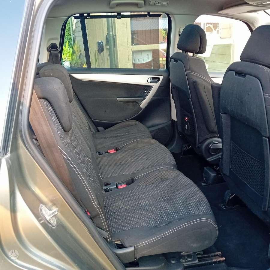 Brūns Citroen Grand C4 Picasso 2008 Šauļi, ar dzinēja tilpumu 1.56 L un nobraukumu 315 tūkst. km par 2100 €, foto 11 vietnē AUTOMOTO.COM.LV