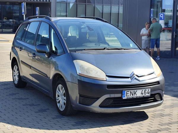 Pelēks Citroen Grand C4 Picasso 2007 Šauļi, ar dzinēja tilpumu 1.60 L un nobraukumu 285 tūkst. km par 1200 €, foto 3 vietnē AUTOMOTO.COM.LV